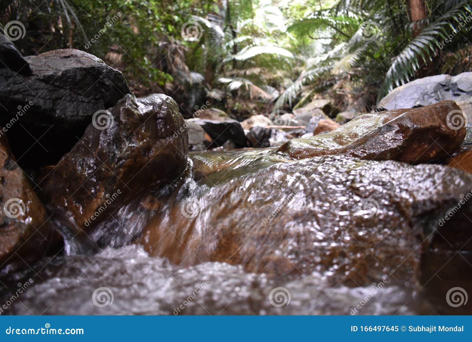 Water Cutting Of Different Materials High Pressure On The Cnc Machine ...
