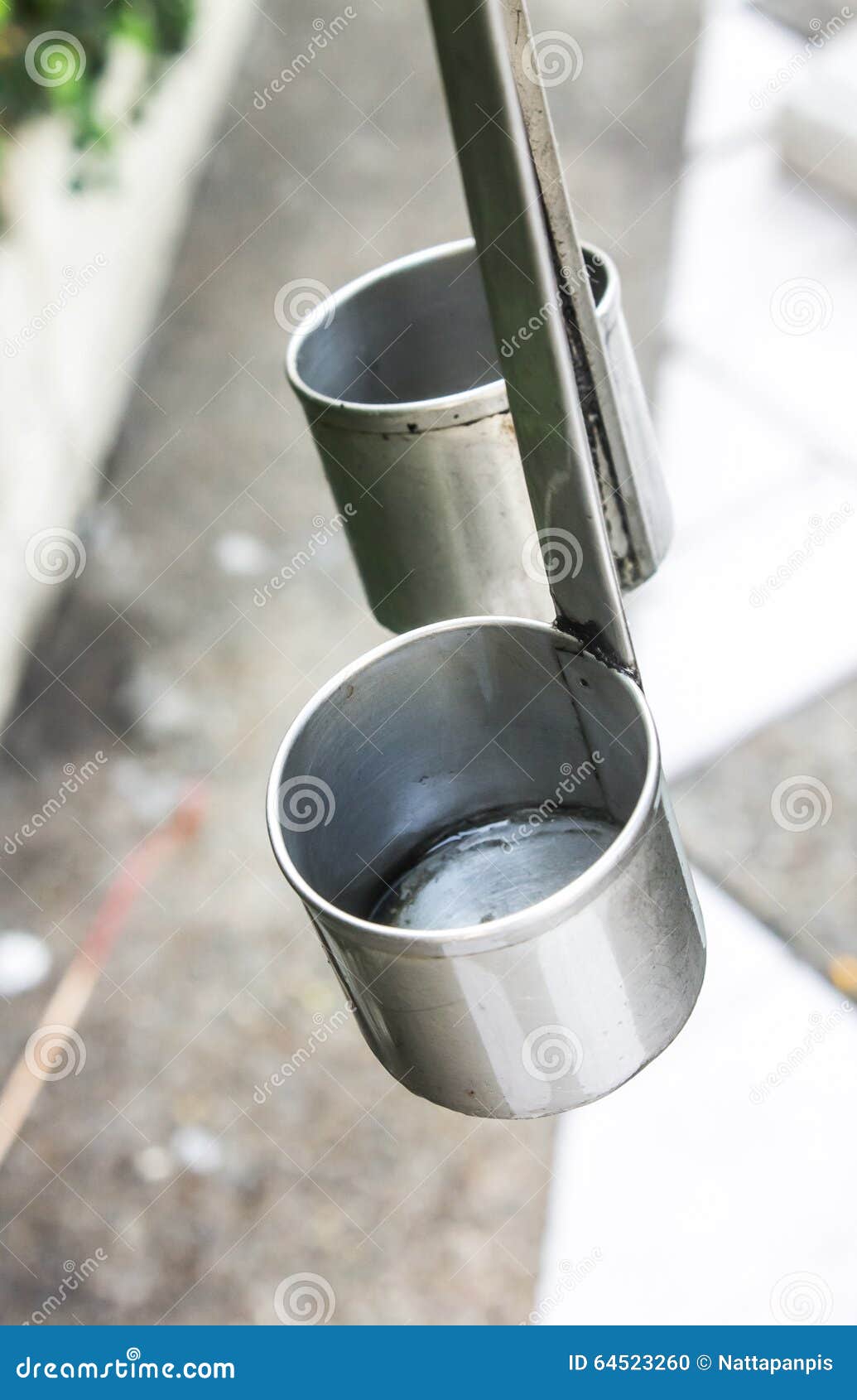 Water Dipper, Metallic Ladle, Dipper Stainless Stock Photo - Image of ...