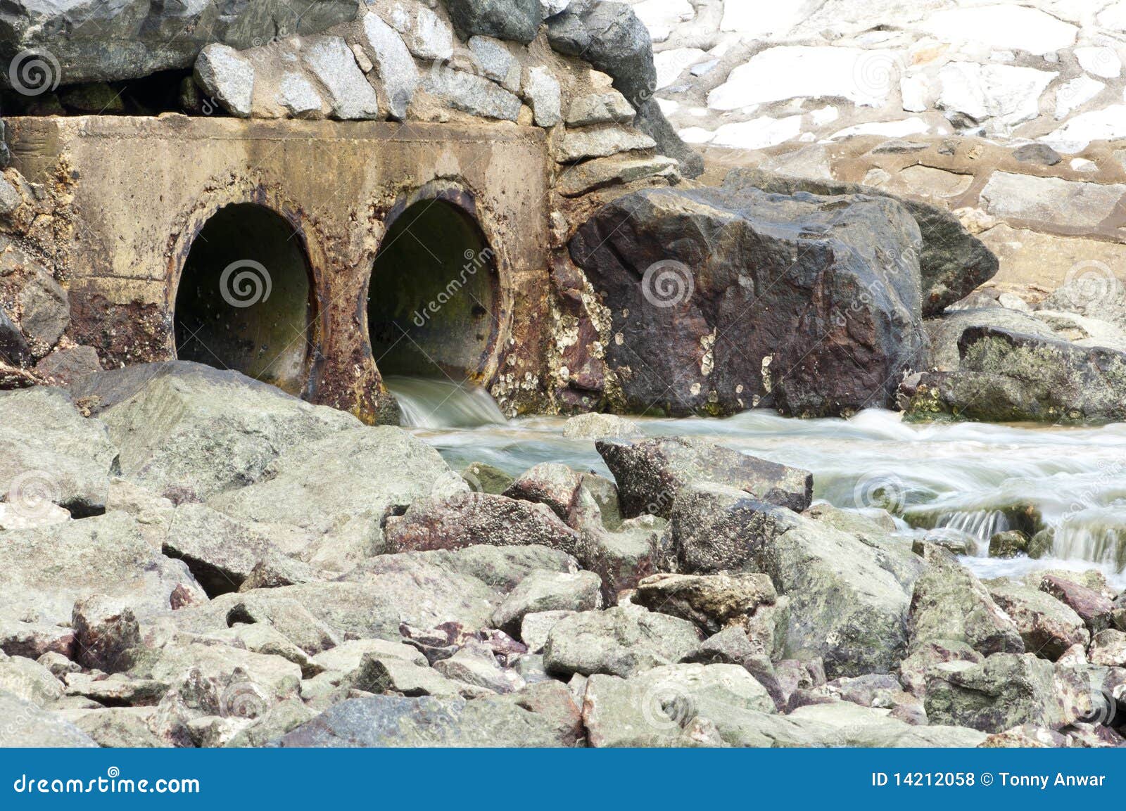 The Drainage System Of Rain Water Drainage Stock Photography ...