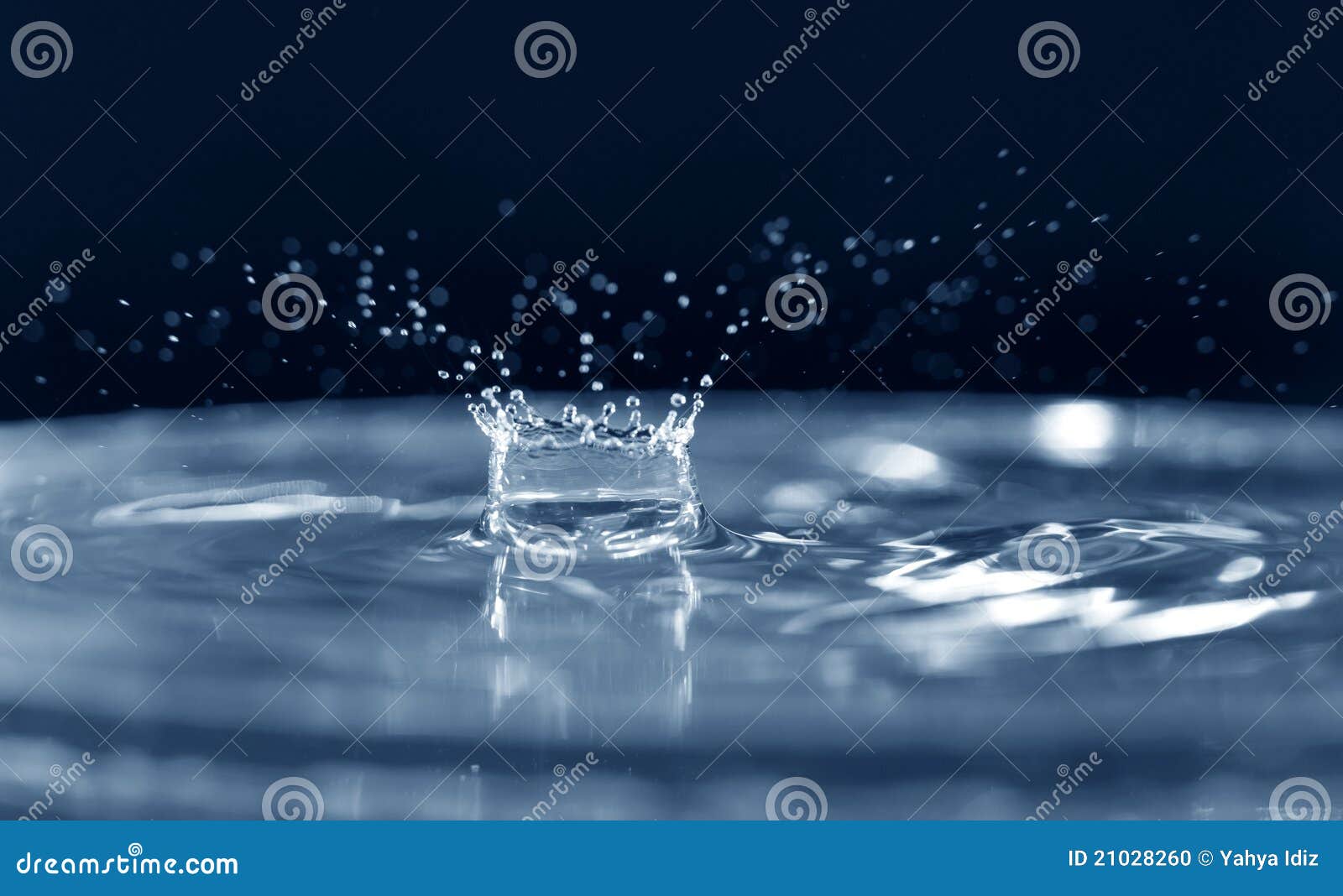 Water drop crown stock photo. Image of circle, backdrop - 21028260