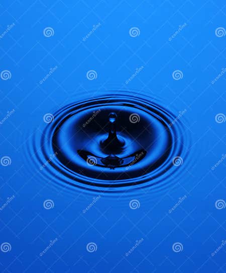 Water Drop and Ripple Effect Stock Photo - Image of wave, peaceful: 4283744