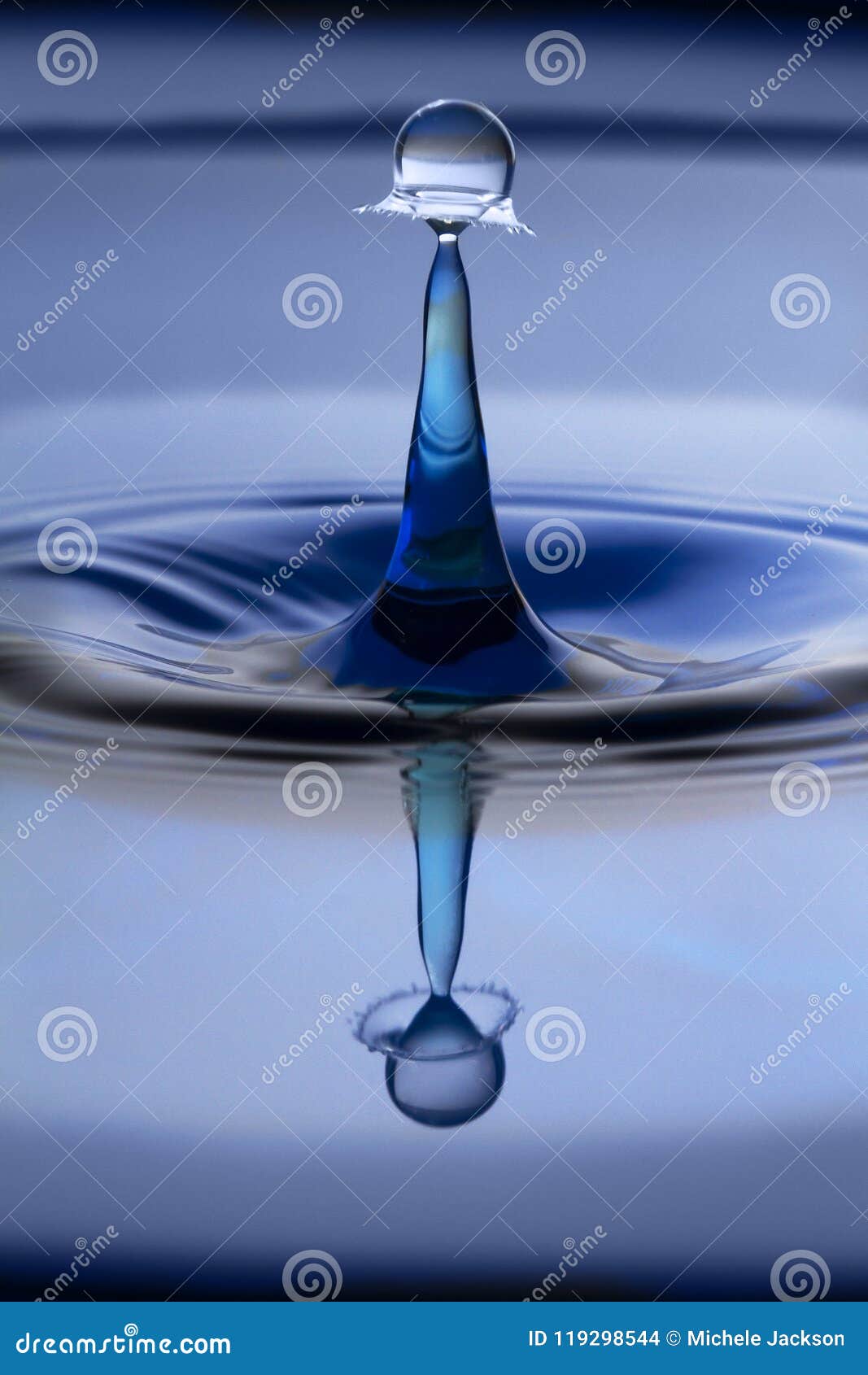 Liquid Drop Art - Water Drop Shape Stock Photo - Image of concept ...
