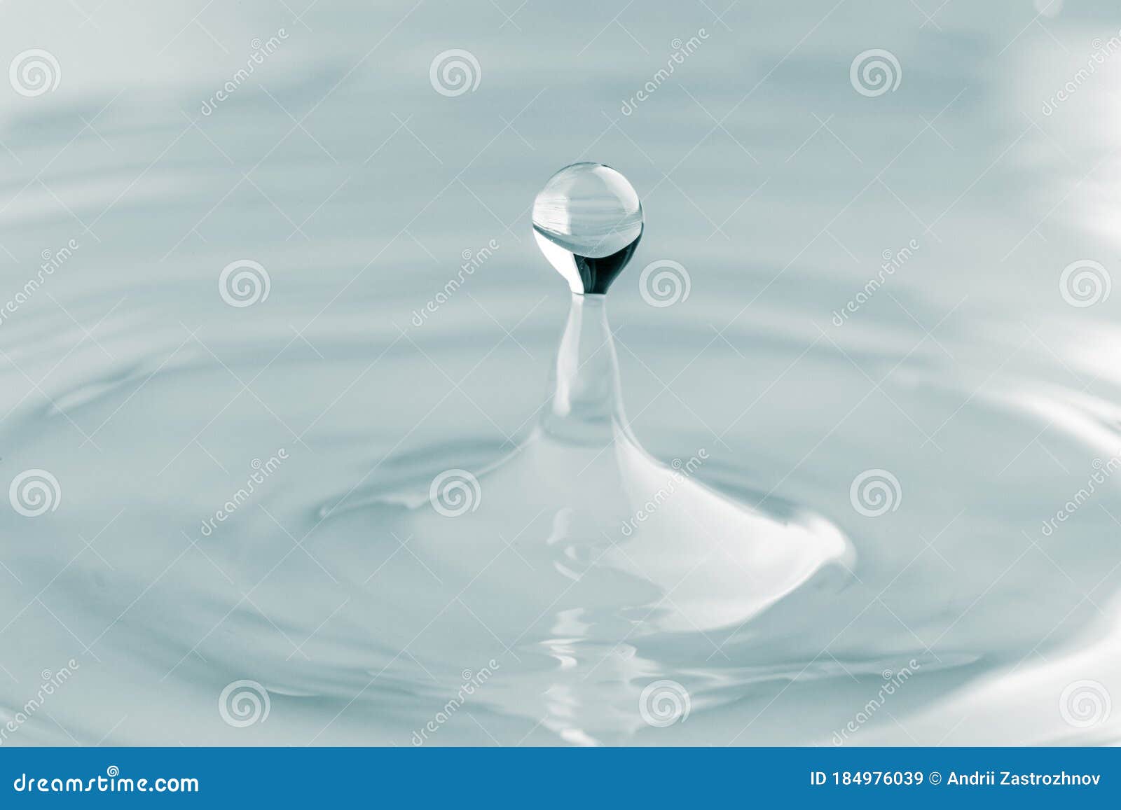 Water Drop and Splash Background, Small Impact Causes Big Changes ...