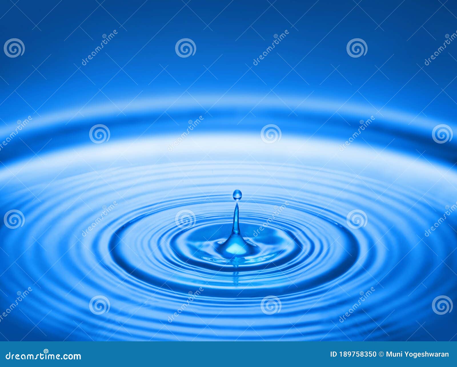 Water Drop and Splash Blue Water Stock Illustration - Illustration of ...