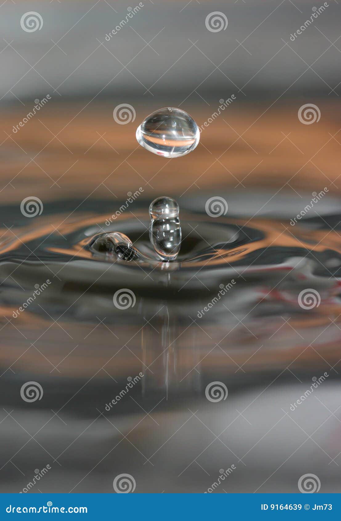 Water drop and water rings stock image. Image of clear - 9164639