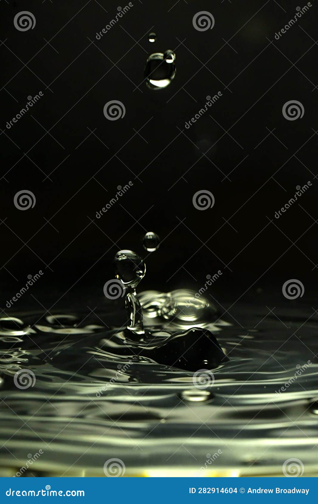 Water Falling Dripplets 051 Stock Photo - Image of darkness, creating ...
