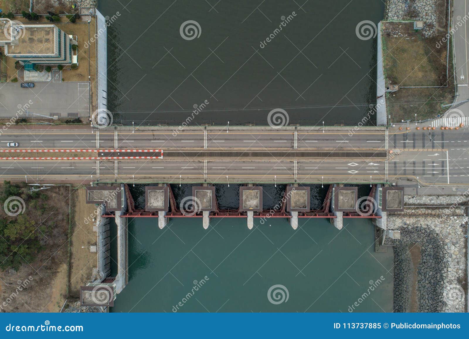 Water, Fixed Link, Bridge, Facade Picture. Image: 113737885