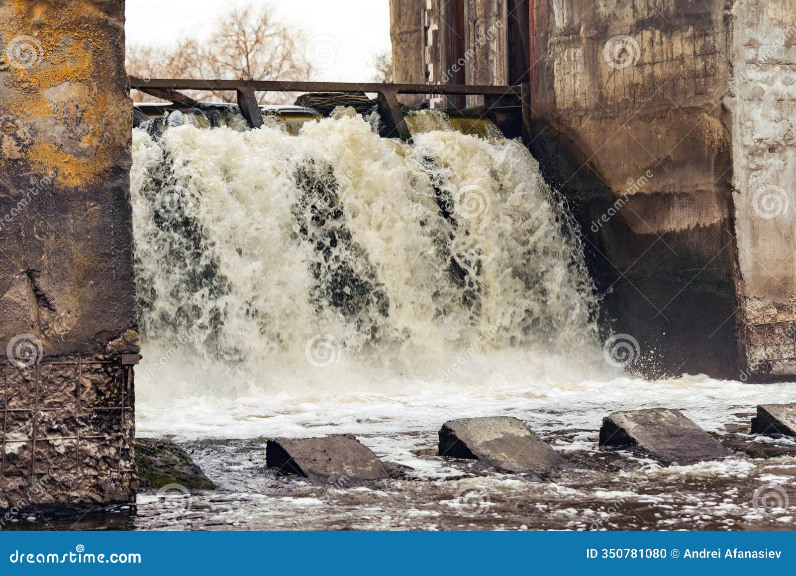 Water Flow through the Gate on the Old Dam Stock Photo - Image of ...