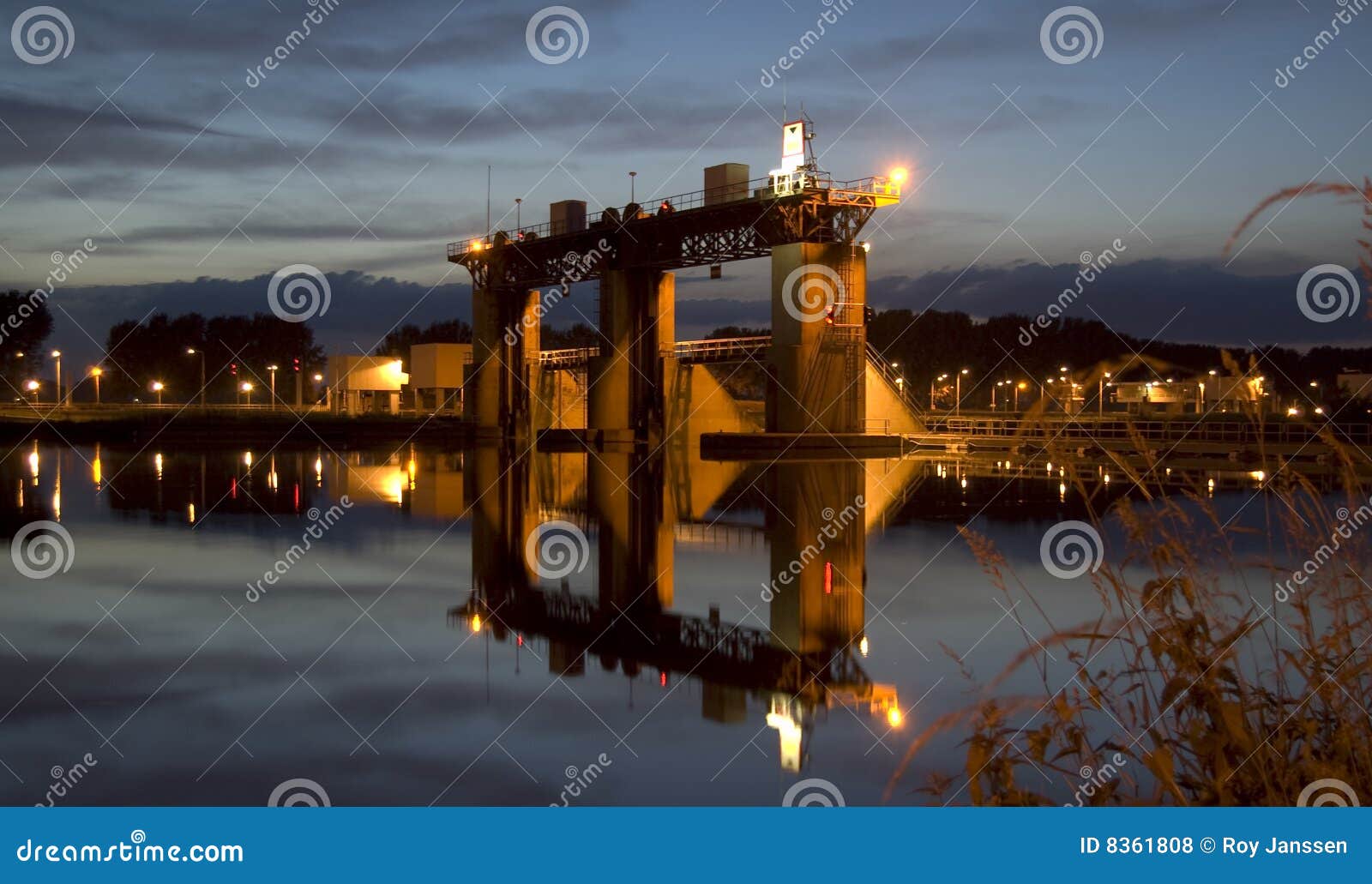 Water Flowing through Barrage Stock Photo - Image of barrage, boats ...