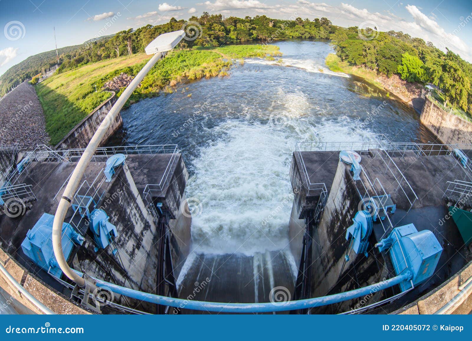Water Flowing from the Open Sluice Gates of Dam Stock Photo - Image of ...