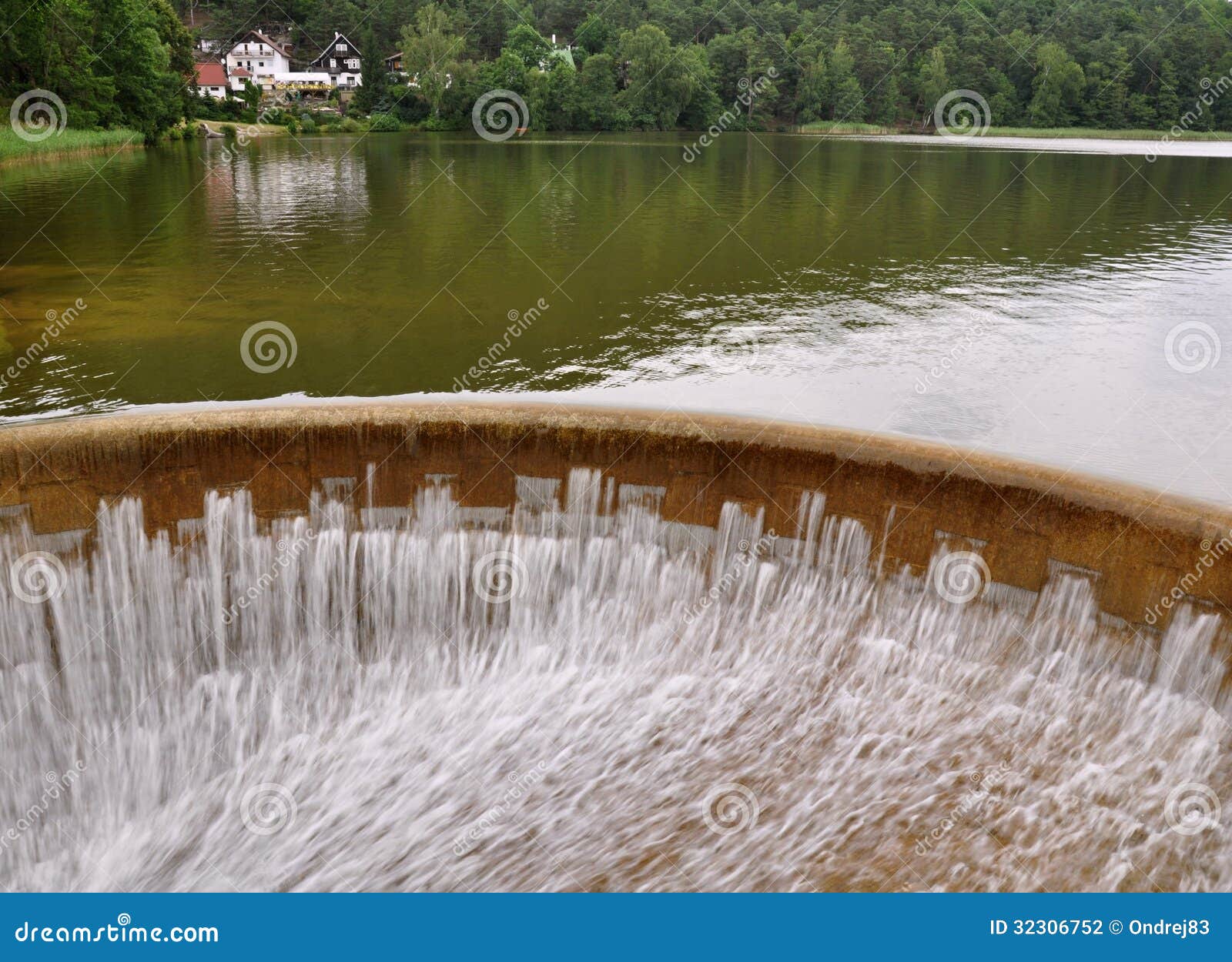 Water Flowing Over The Dam Stock Photography - Image: 32306752