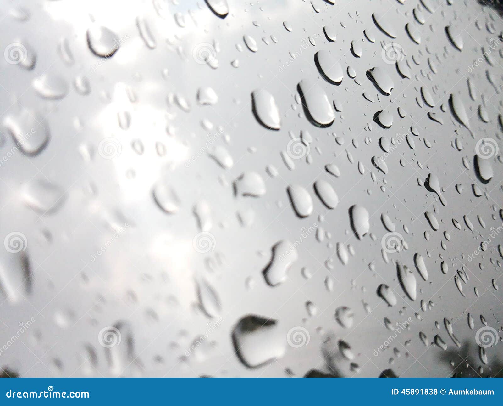 Water in a glass editorial stock photo. Image of texture - 45891838