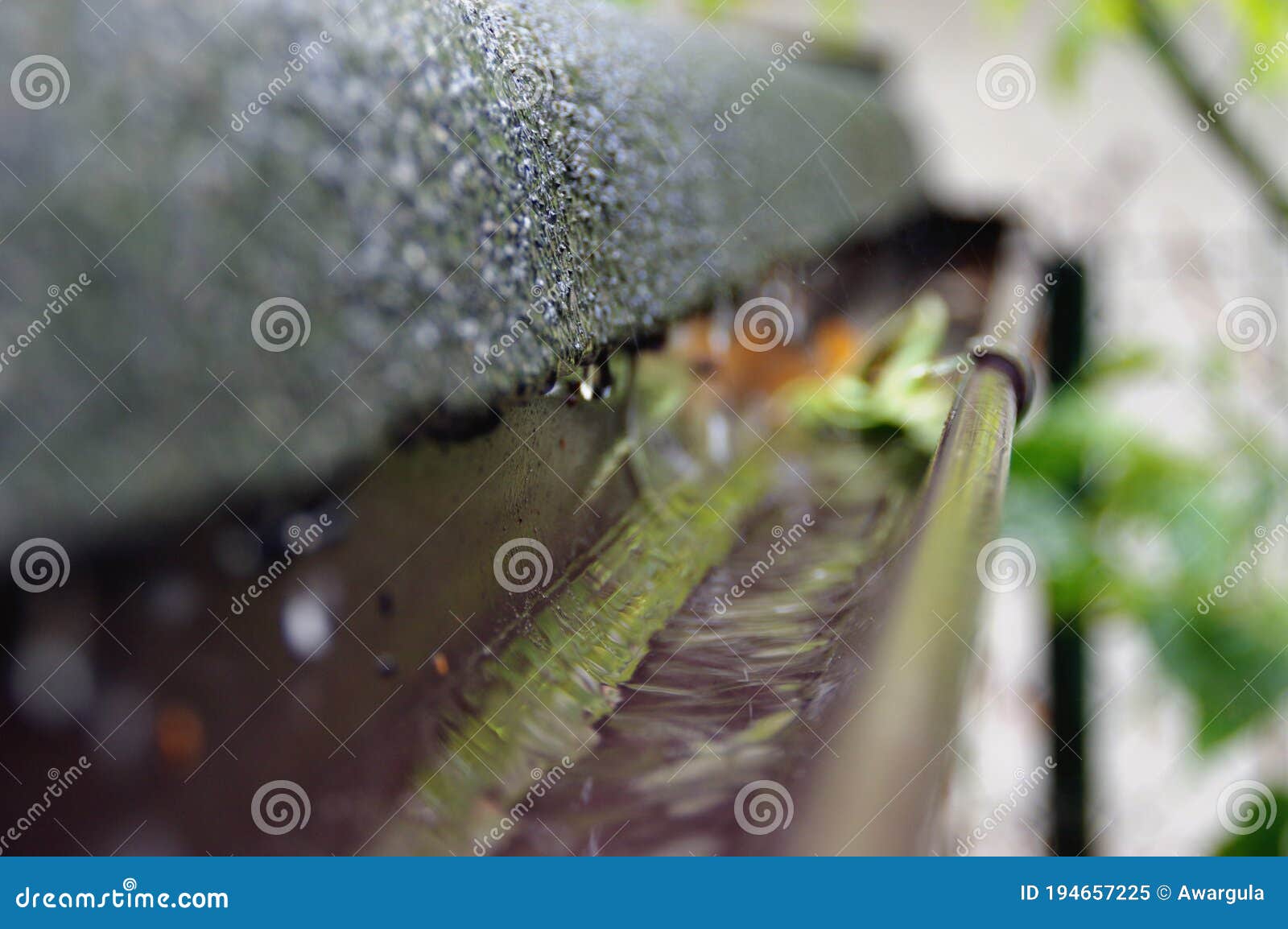 Water in the Gutter after Rain Stock Image - Image of raindrop, roof ...