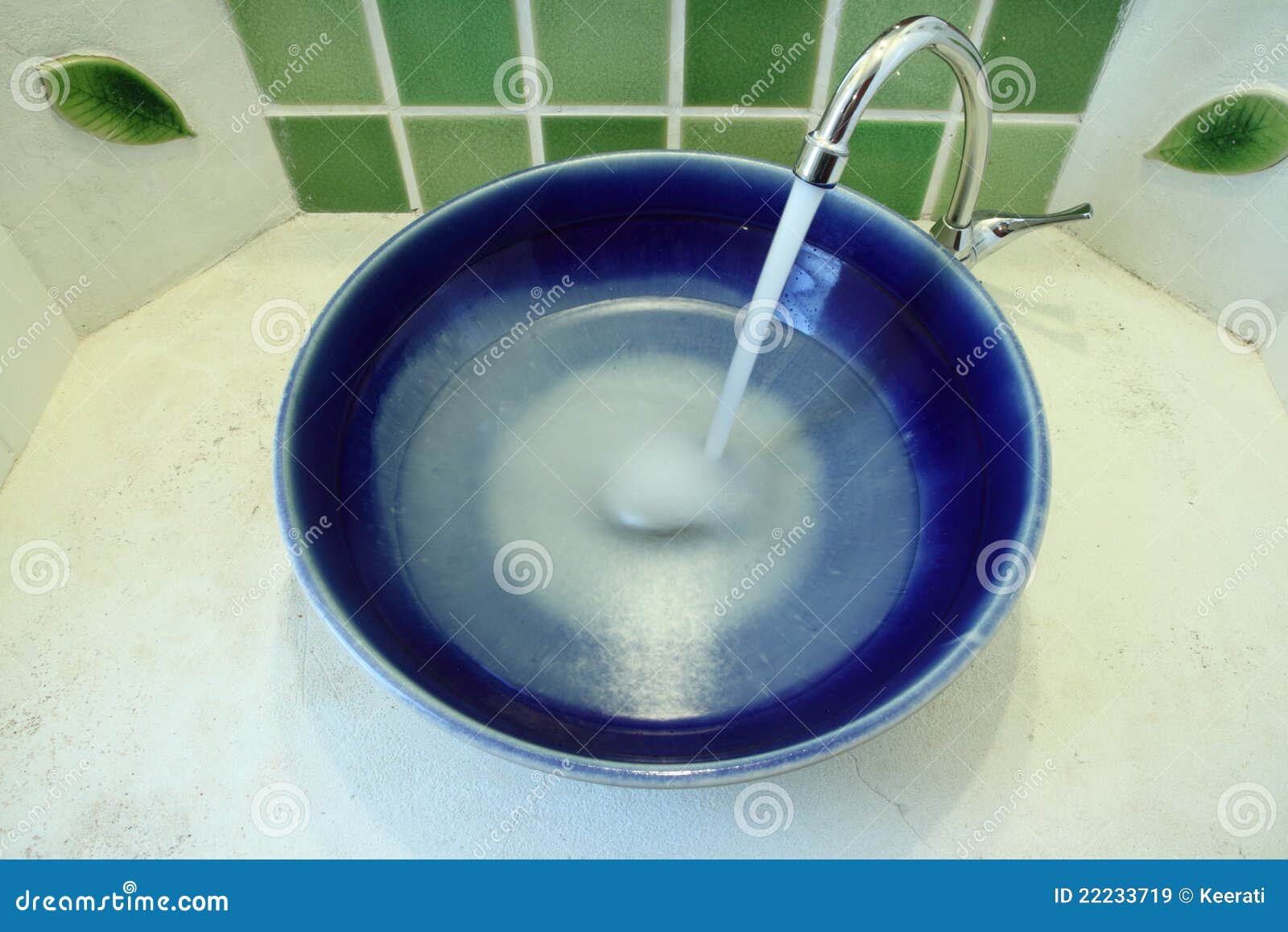 Ceramic Basin Royalty-Free Stock Photography | CartoonDealer.com #24835133