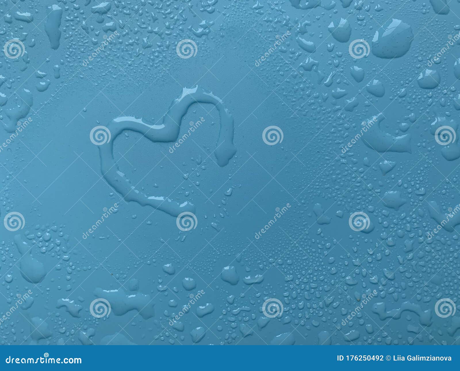 Water in heart shape stock photo. Image of drop, bubble - 176250492