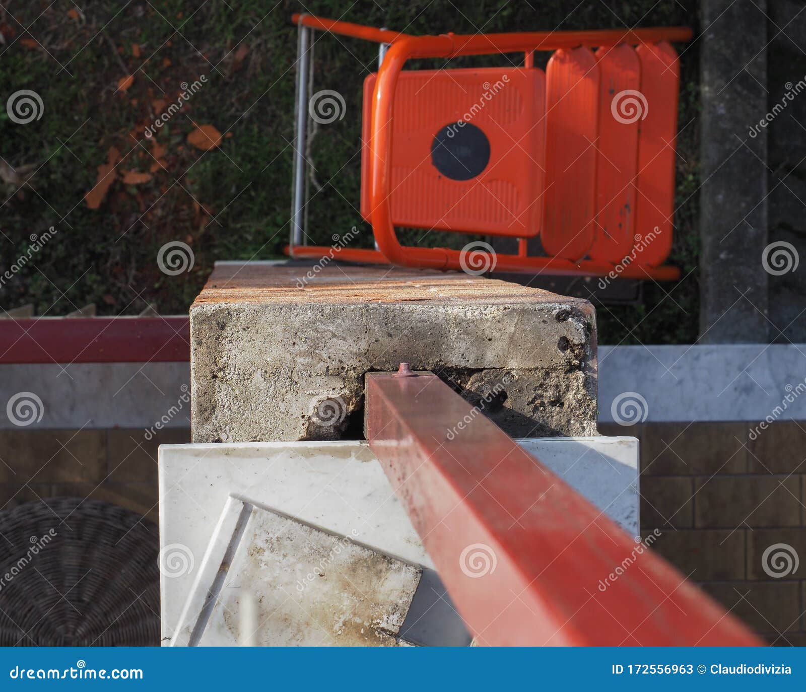 Water infiltration in wall stock image. Image of brick - 172556963