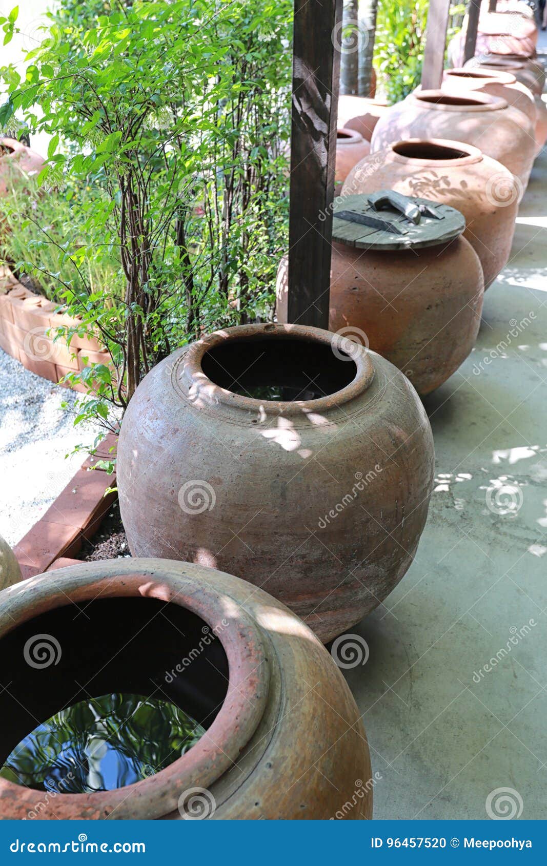 Water Jar of Earthenware in Ancient Thai Style. Stock Photo - Image of ...