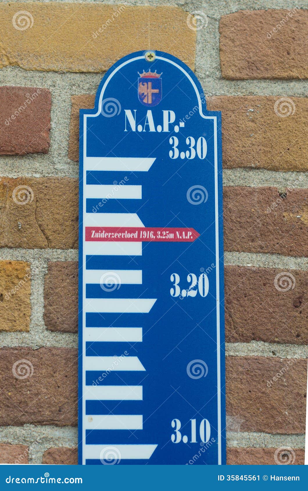Water measuring scale stock image. Image of level, ecology - 35845561