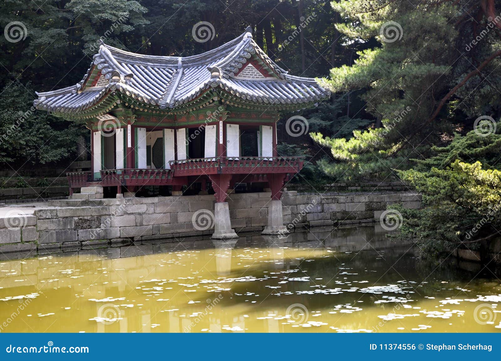 Water Pavilion,Seoul stock photo. Image of isolated, idyllic - 11374556