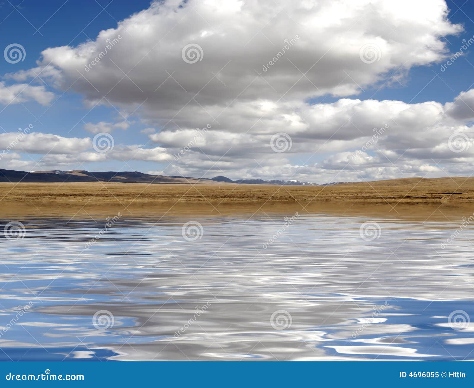 Water Reflection White Cloud Stock Image - Image of smooth, white: 4696055