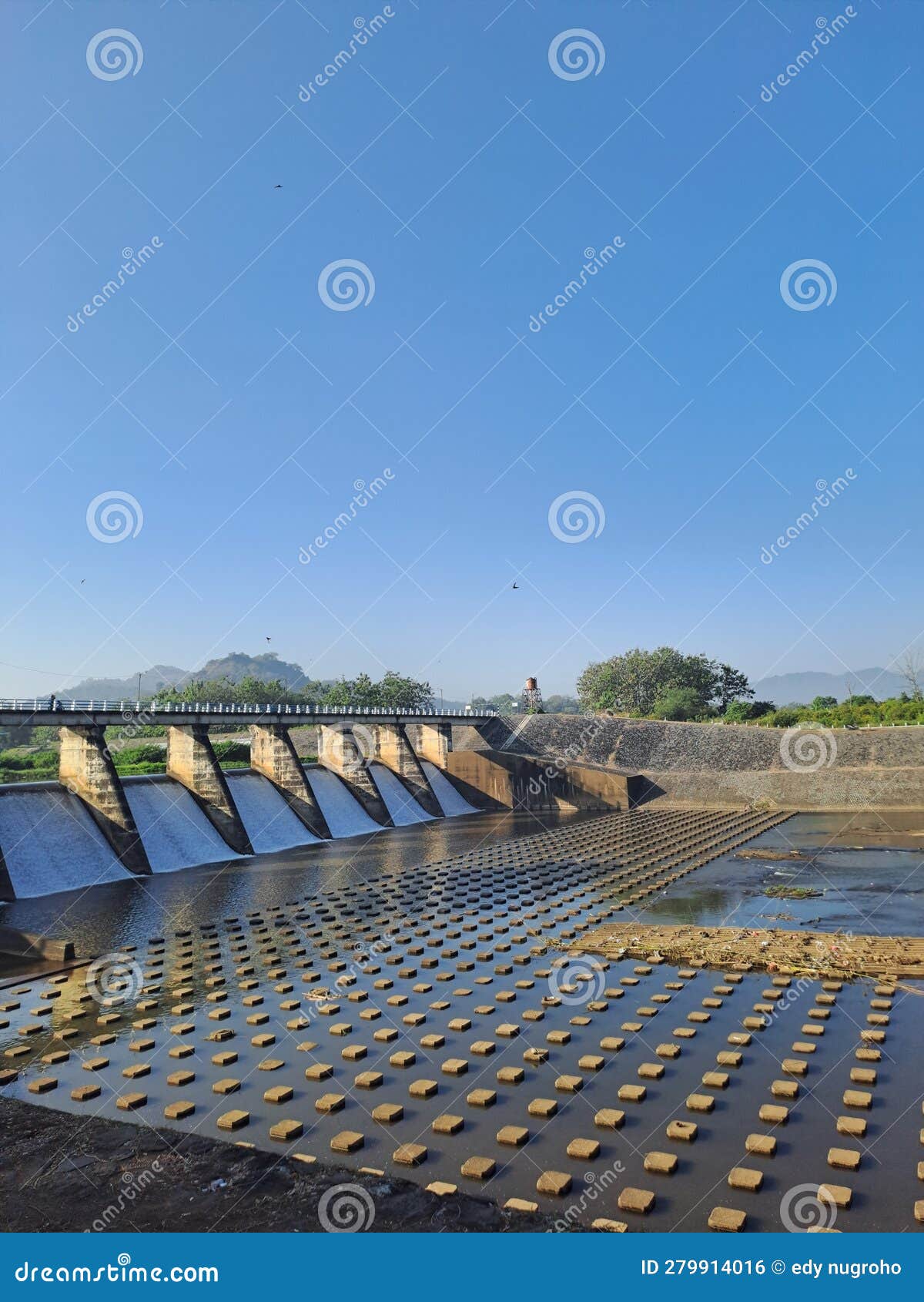 Water Retaining Dam for Irrigation Stock Photo - Image of water ...