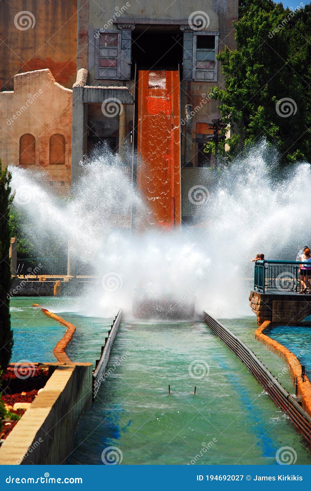 A Water Ride Comes Splashing Down Following a Large Drop Editorial ...
