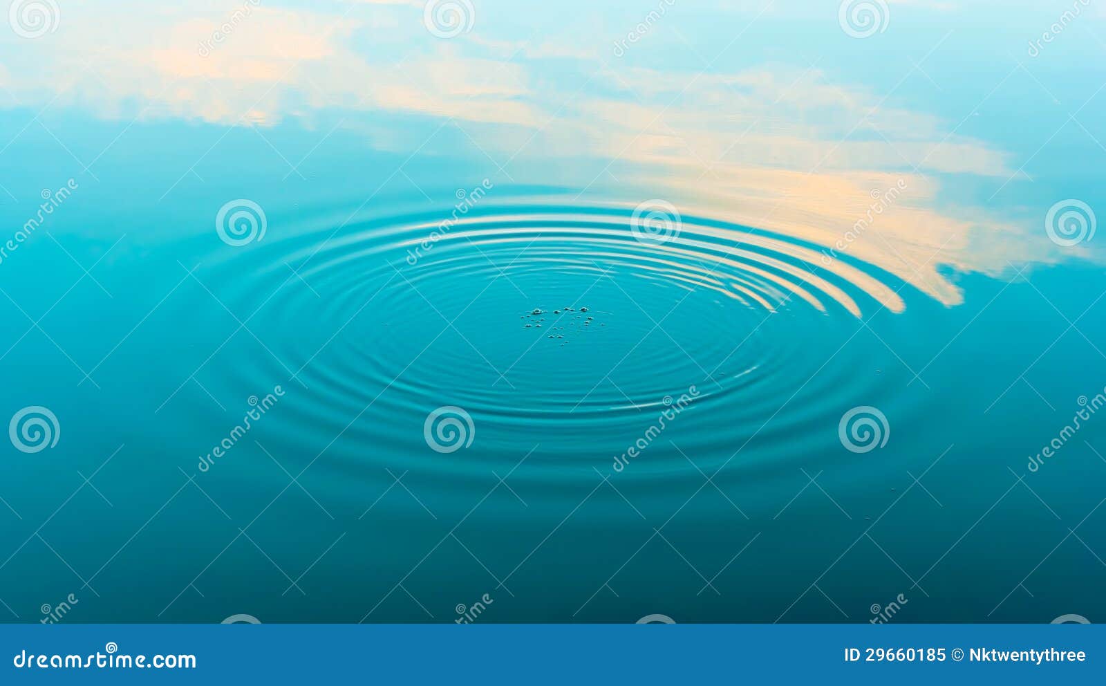 Water Ripples Underwater Royalty-Free Stock Photography | CartoonDealer ...