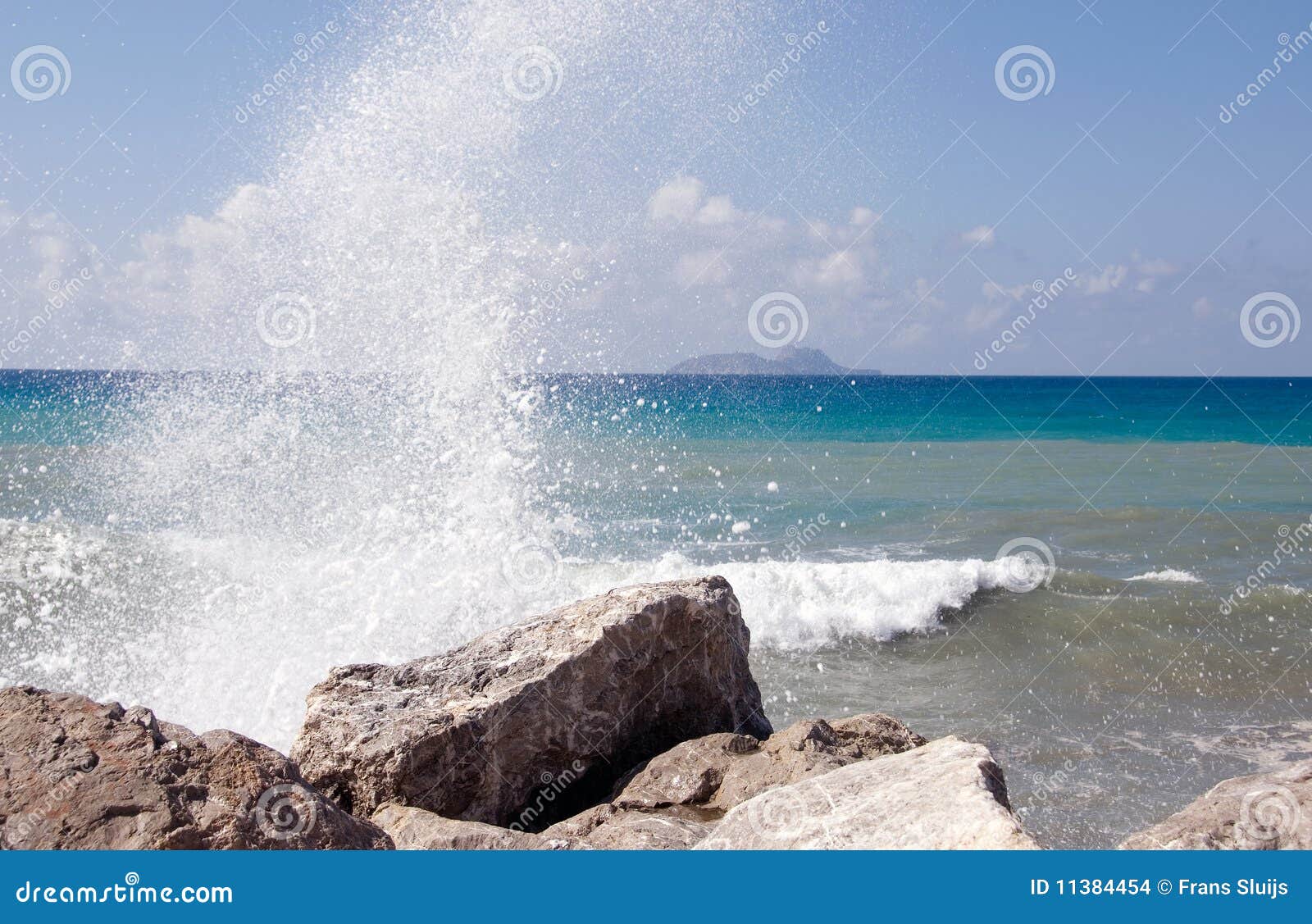 Water on rocks stock photo. Image of splashes, foam, hitting - 11384454