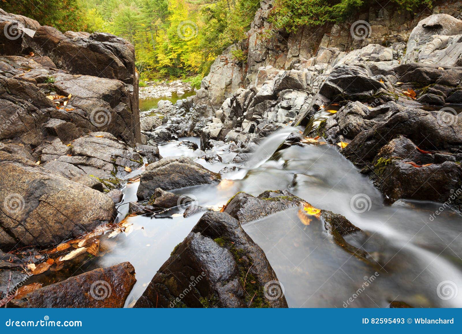 Water Running Down Split Rock Stock Image - Image of landscape, spring ...