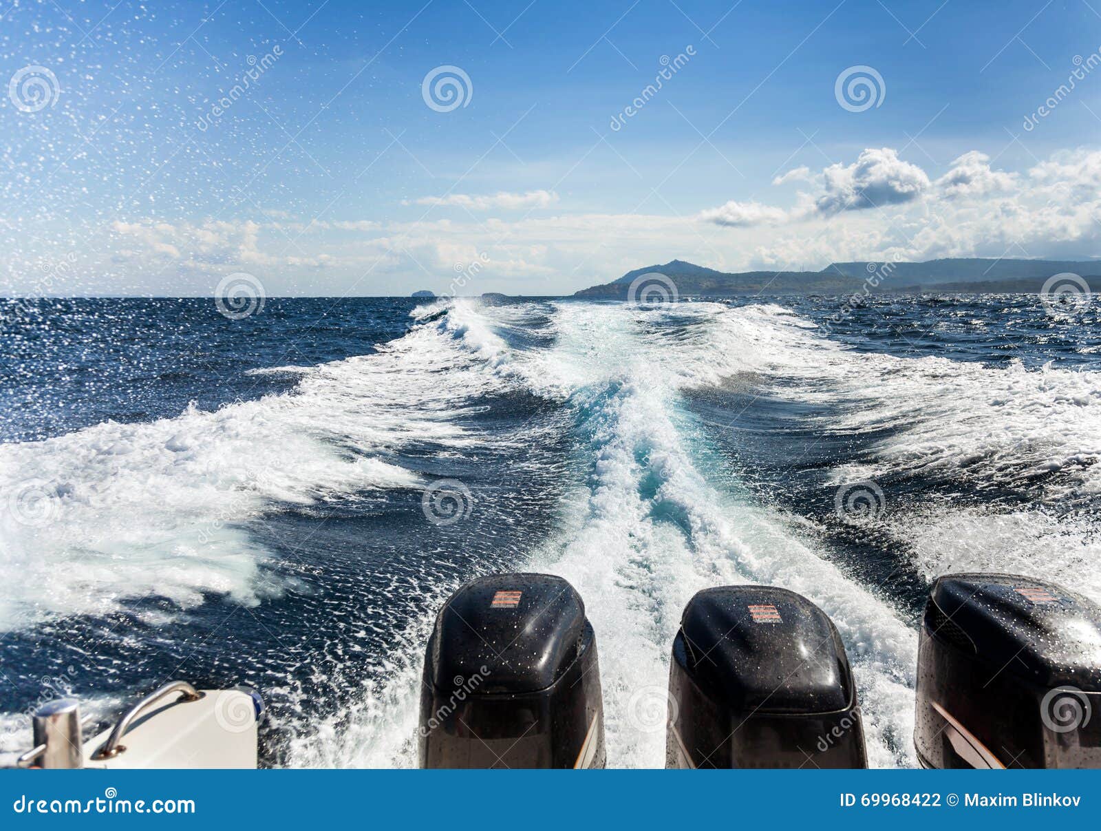 Water Splash from a Boat Wake Stock Photo - Image of rear, fast: 69968422