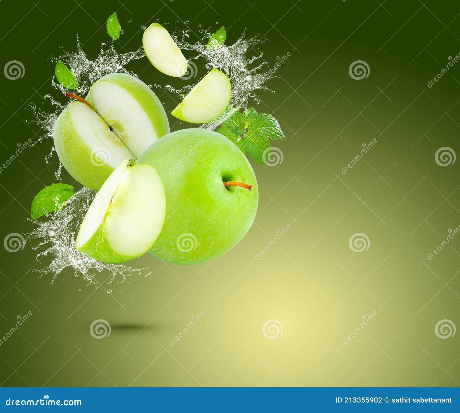 Water Splash on Fresh Green Apple with Mint Leaves Isolated on Green ...