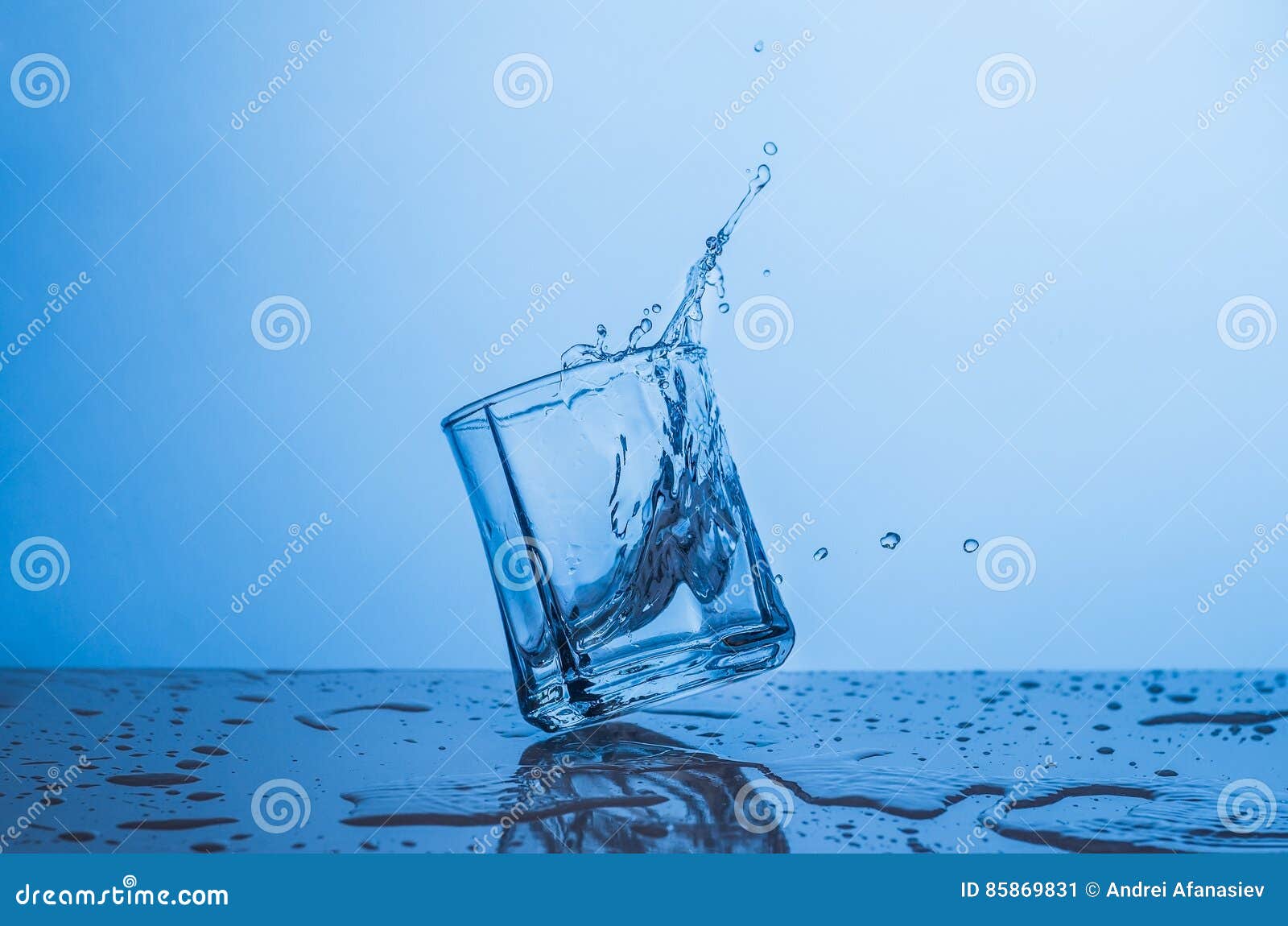 Water splash in a glass stock image. Image of clear, flow - 85869831