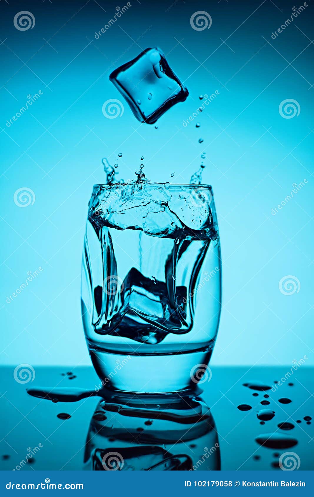 Water Splash in Glass with Ice Cubes Stock Photo - Image of healthy ...