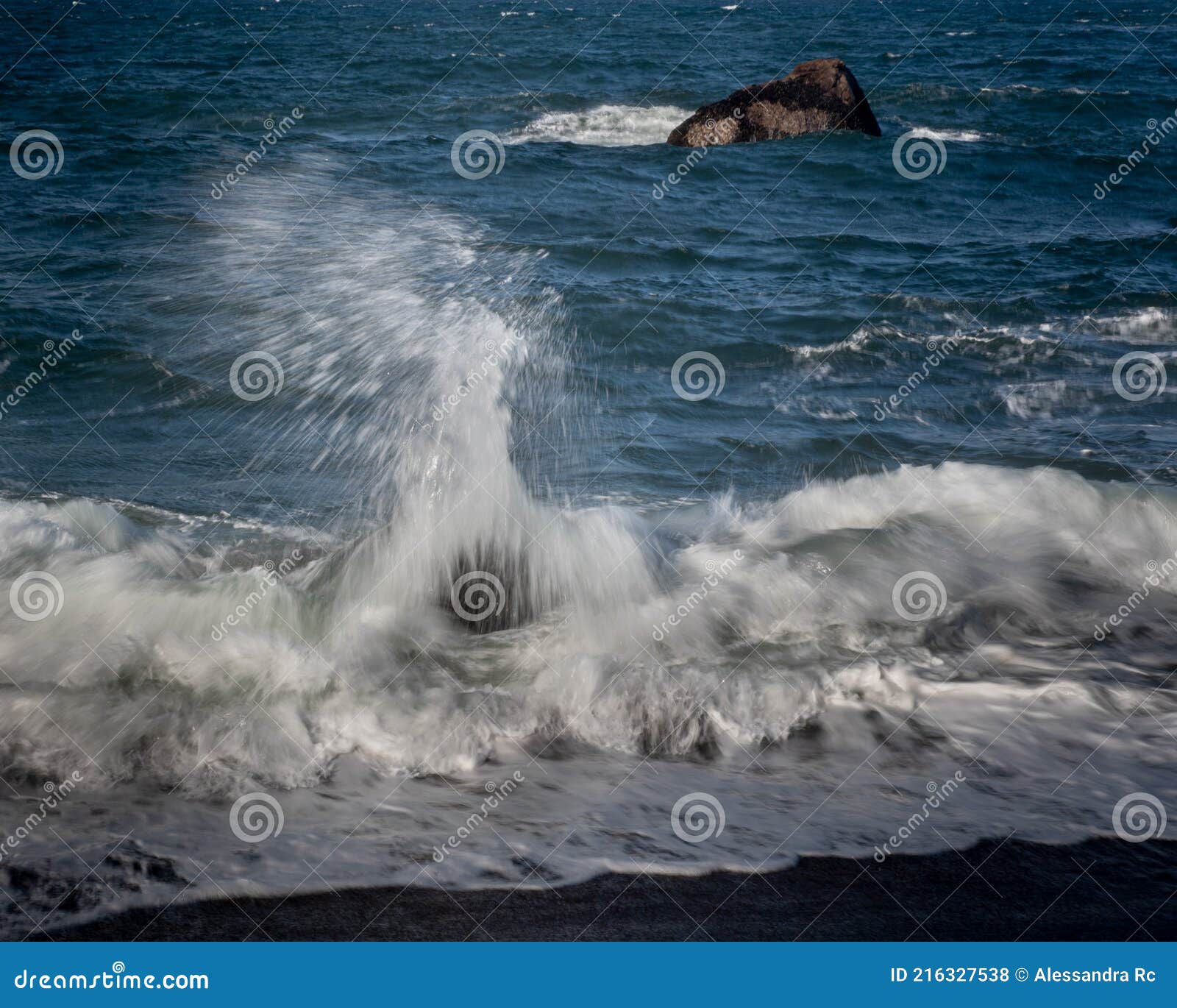 Water Splash on Rock in the Ocean Stock Photo - Image of force, hittig ...