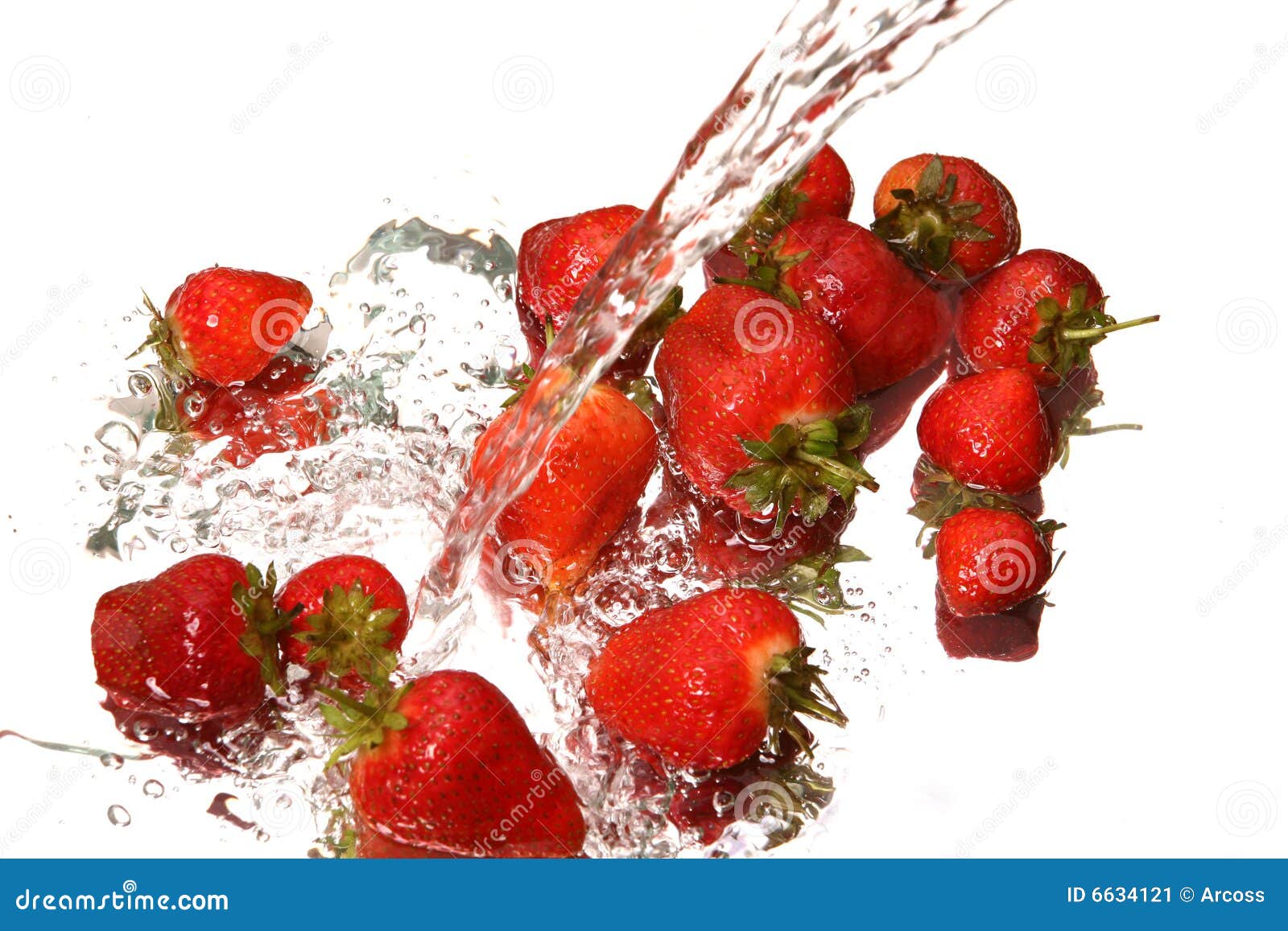 Water Splash and Strawberry Stock Image - Image of fresh, natural: 6634121