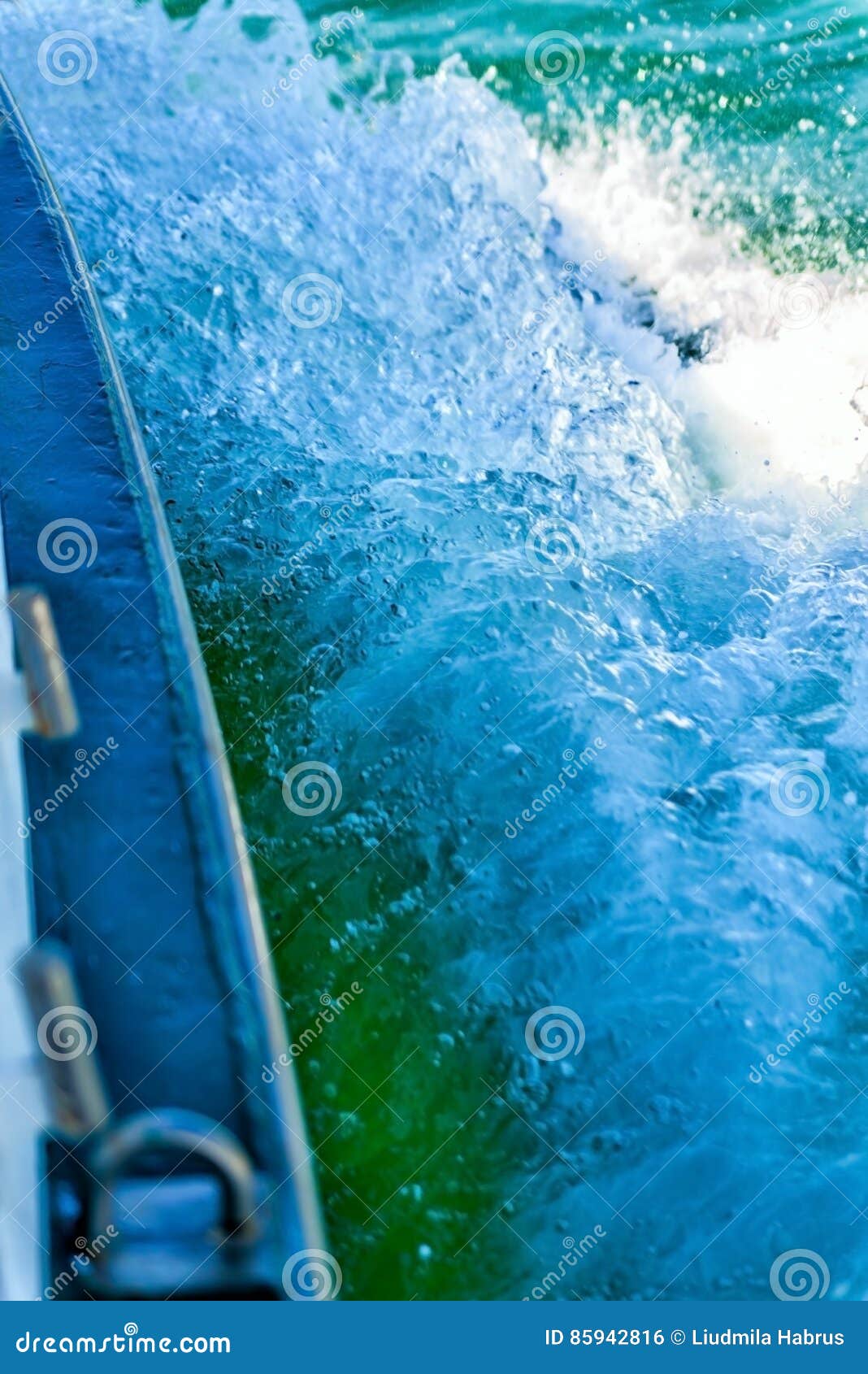Water Spray from Boat Racing Stock Photo - Image of sail, fast: 85942816