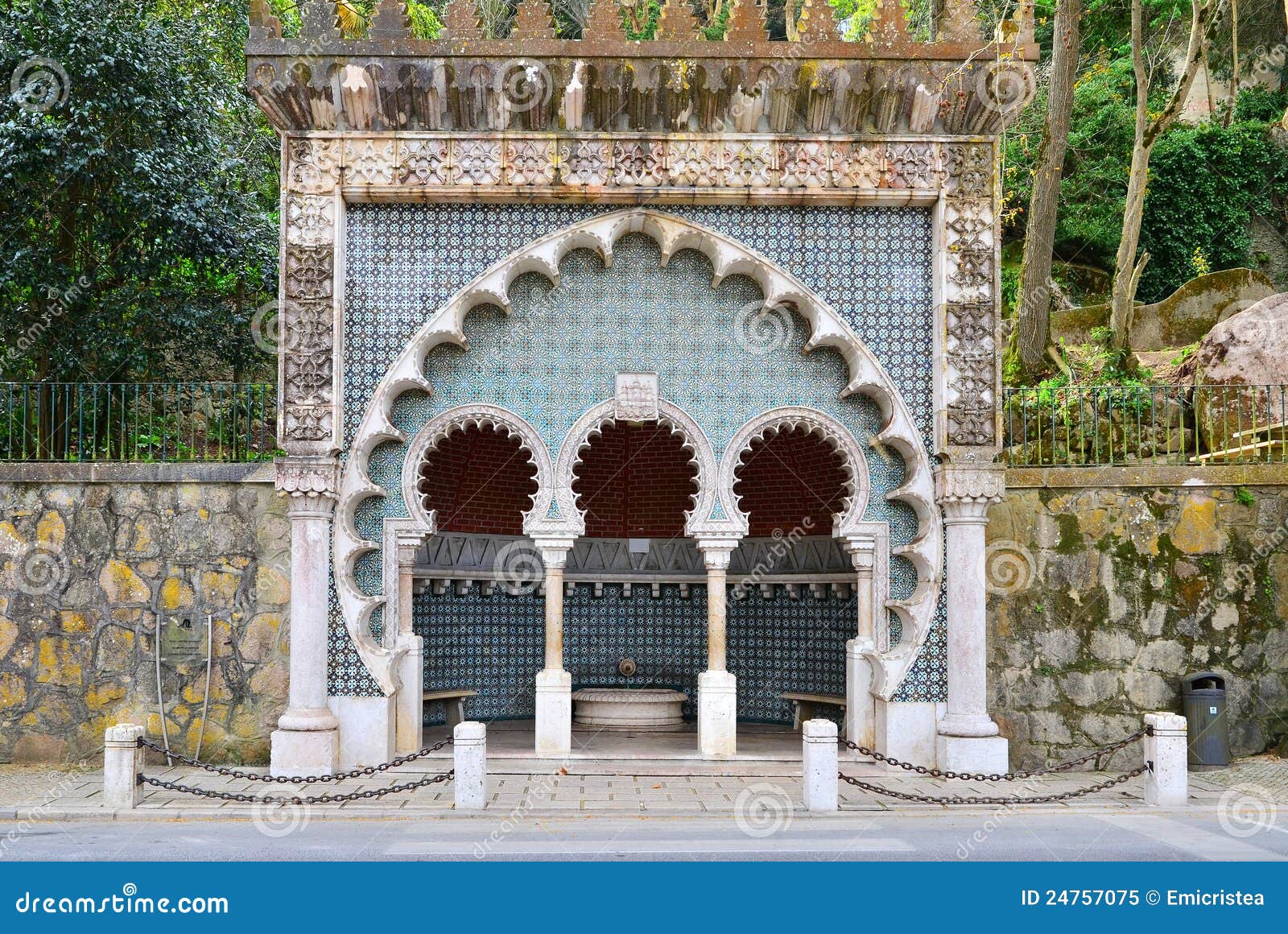 Water Spring with Azulejo, Sintra Stock Image - Image of water, painted ...
