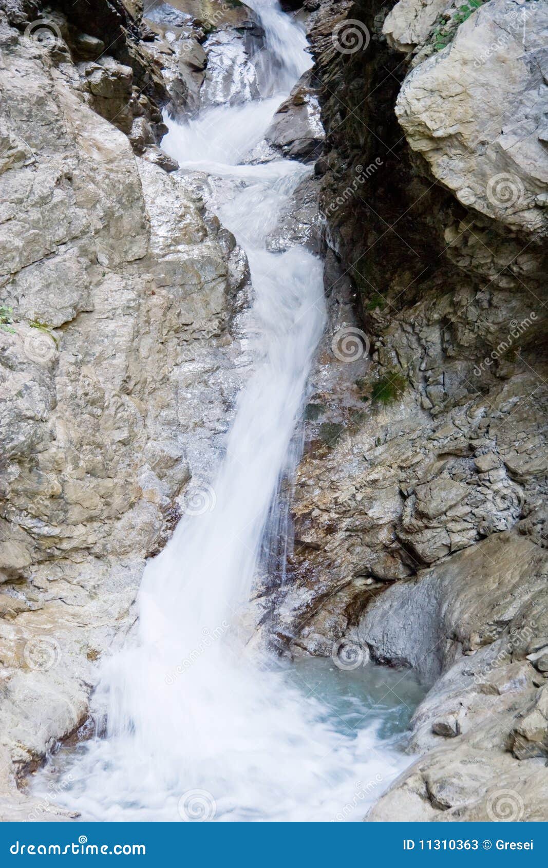 Water streaming stock image. Image of falling, rock, flowing - 11310363