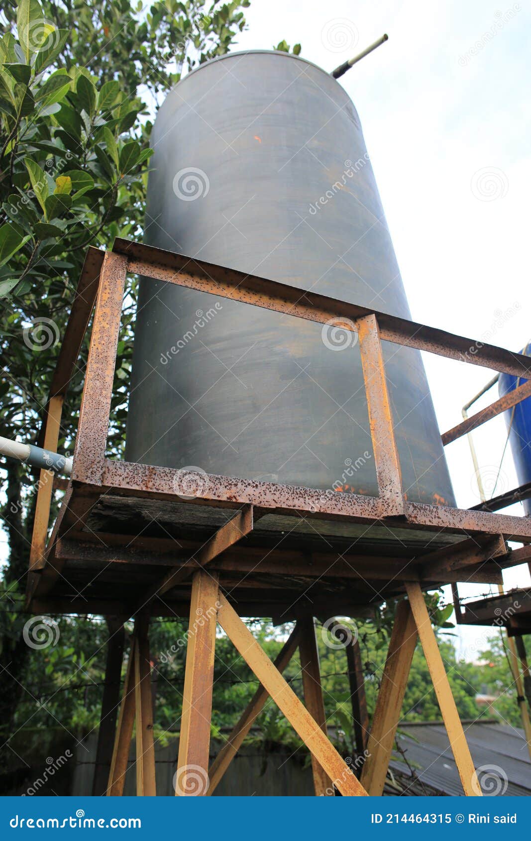 The Water Tank with Iron Supports Stock Image - Image of tank, iron ...