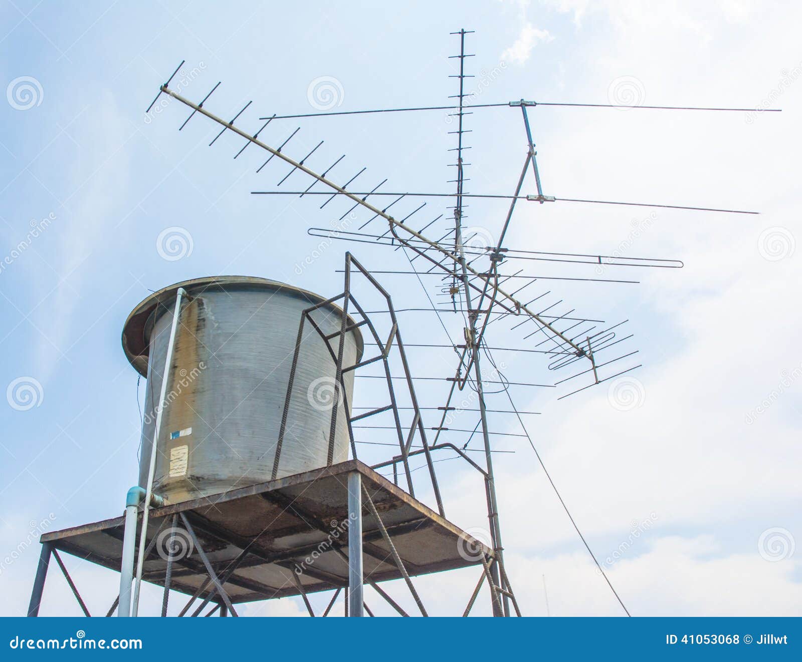 Water tank and tv antenna stock photo. Image of white - 41053068