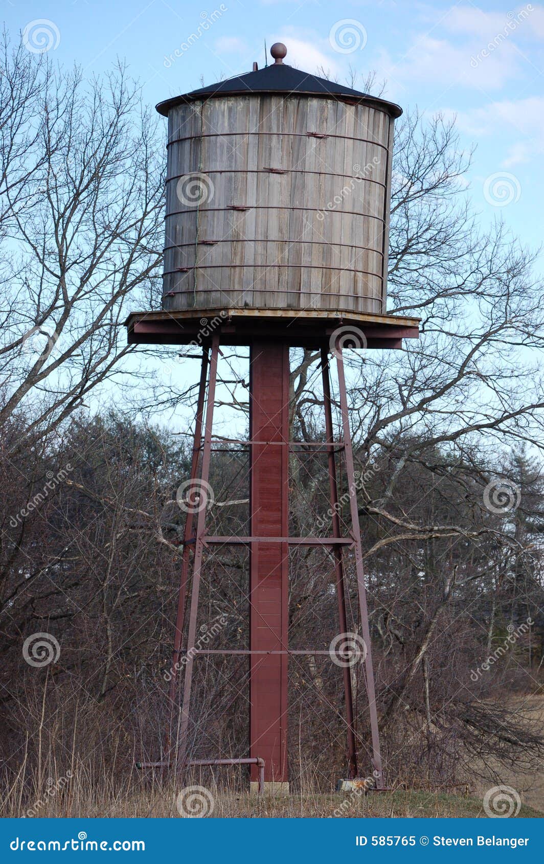 Water tower stock image. Image of tower, barrel, farm, water - 585765