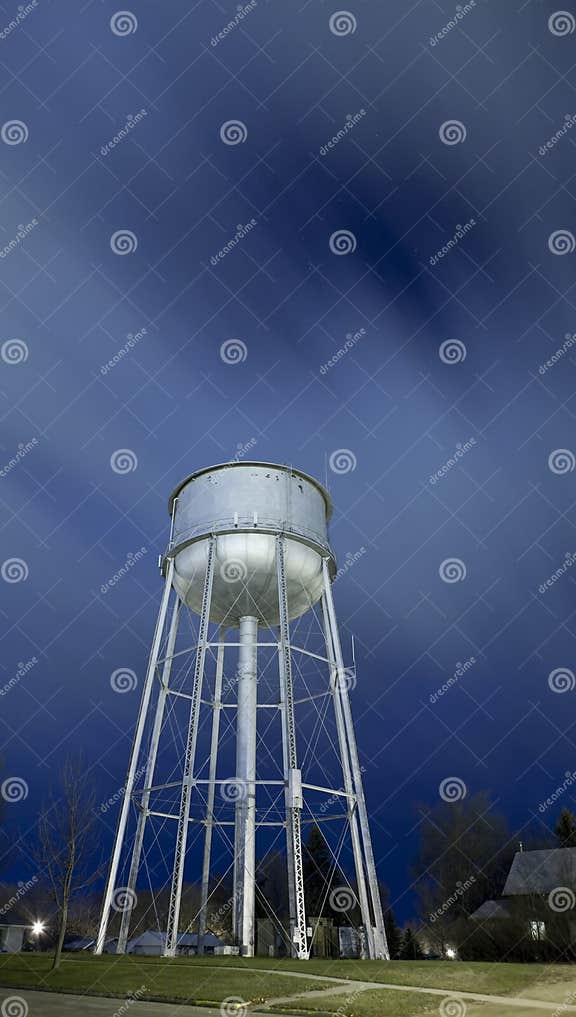 Water tower at night stock photo. Image of vertical, utility - 12090114