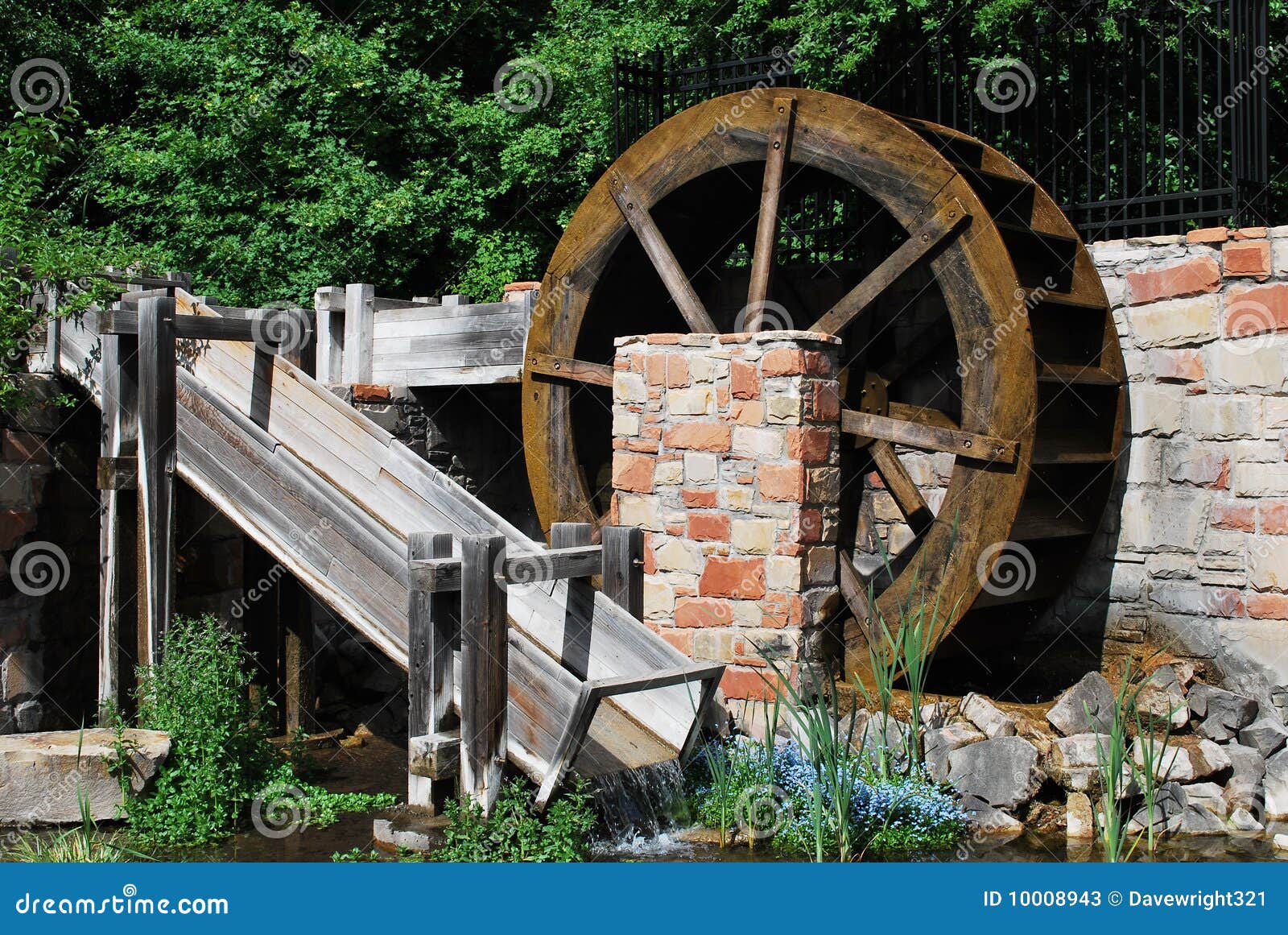 Water Wheel stock image. Image of splash, environment - 10008943