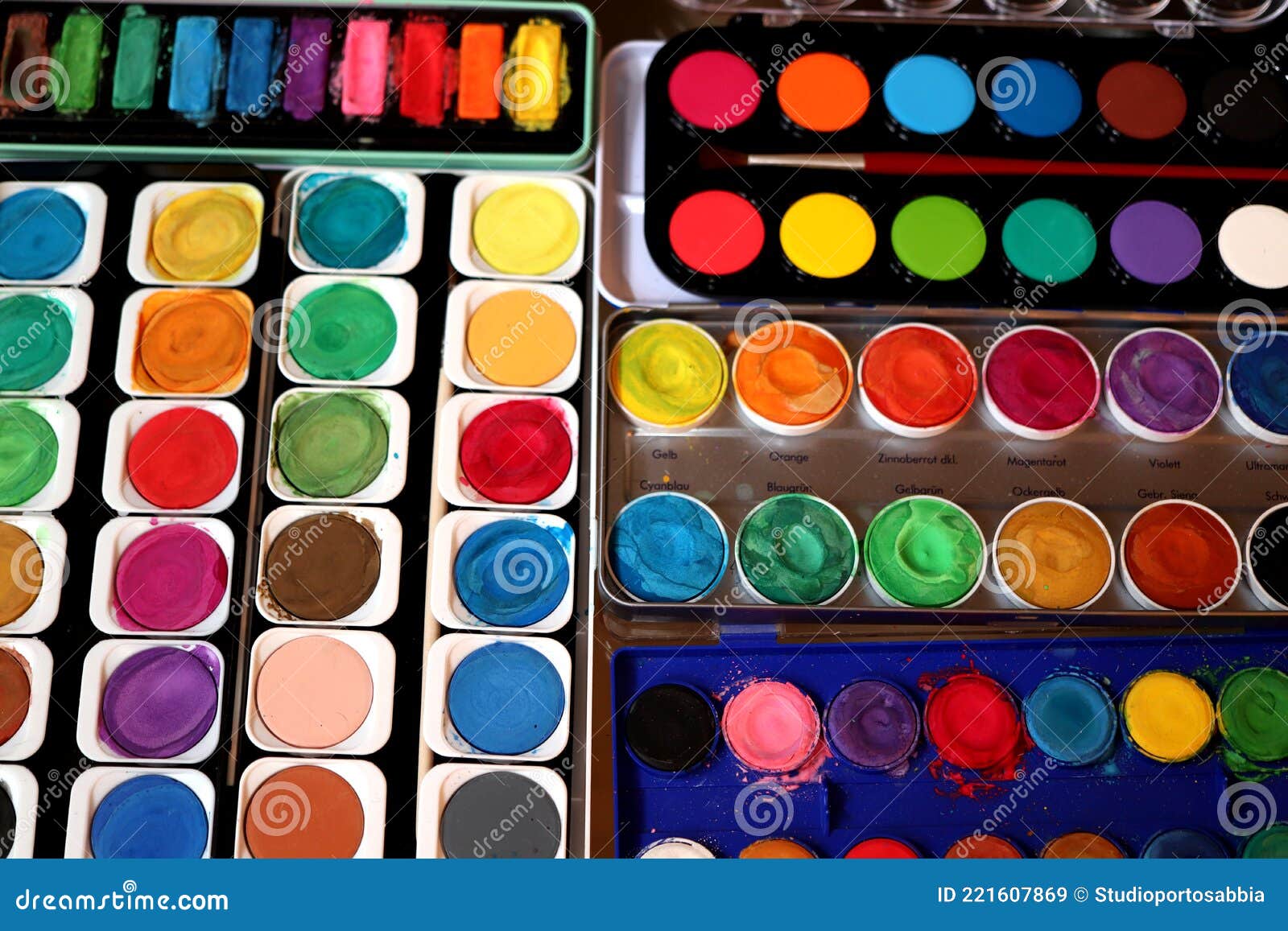 Watercolors in boxes stock image. Image of leisure, painter - 221607869