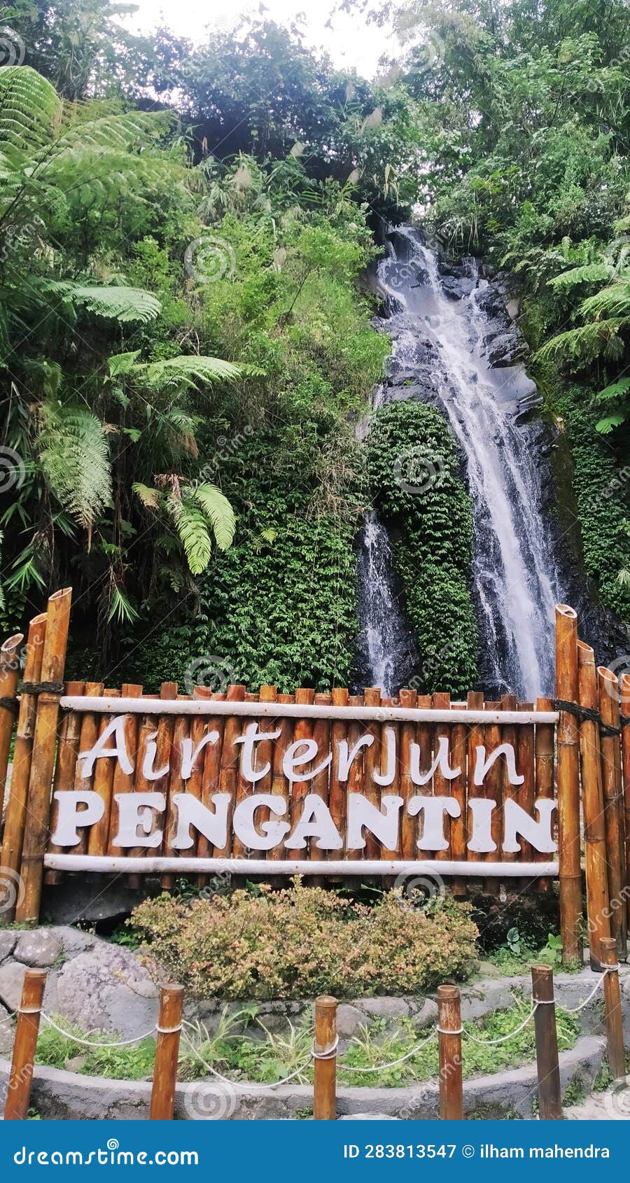 Waterfall air terjun stock image. Image of pengantin - 283813547