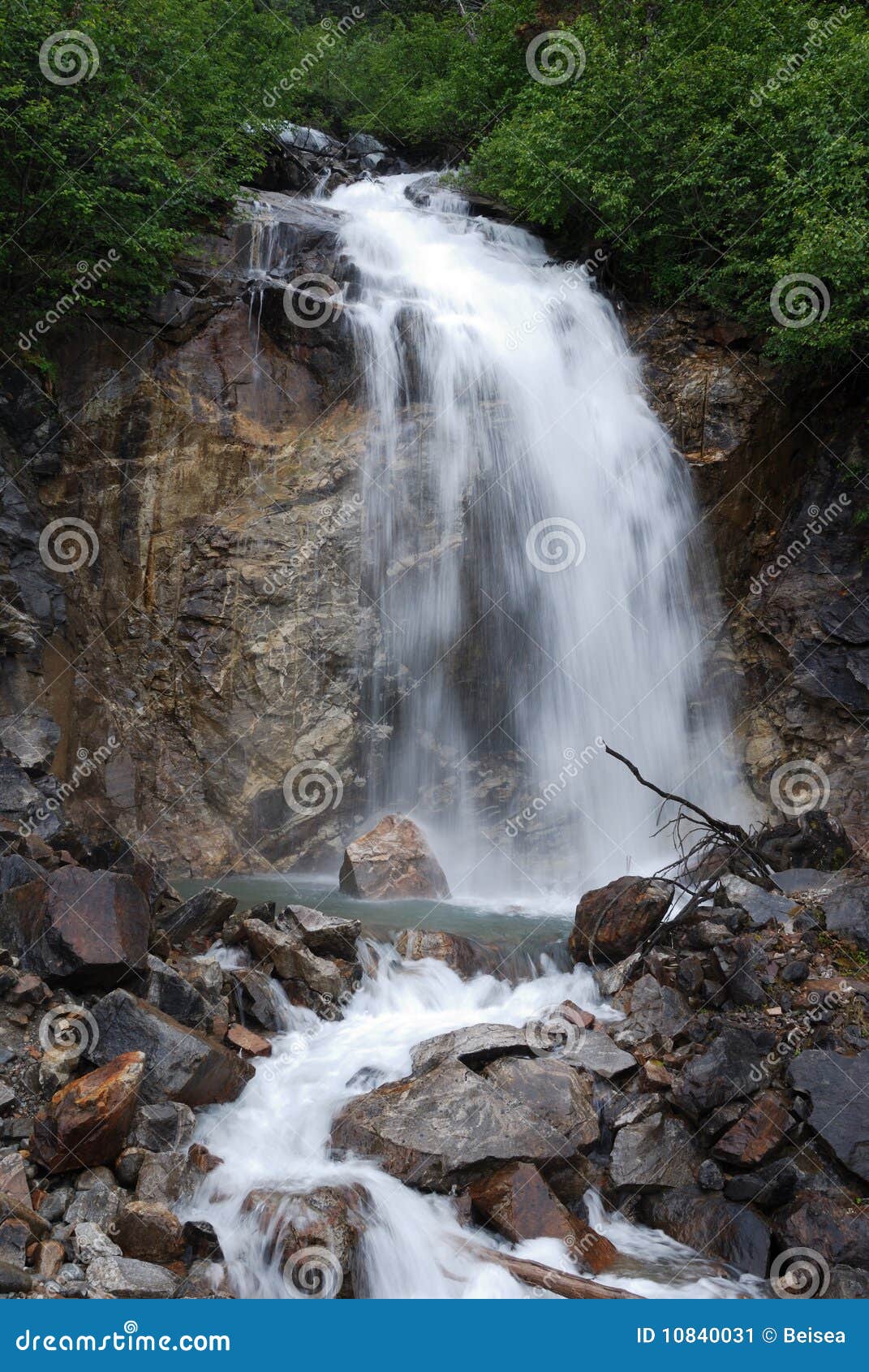 Waterfall in Alaska stock image. Image of water, flow - 10840031