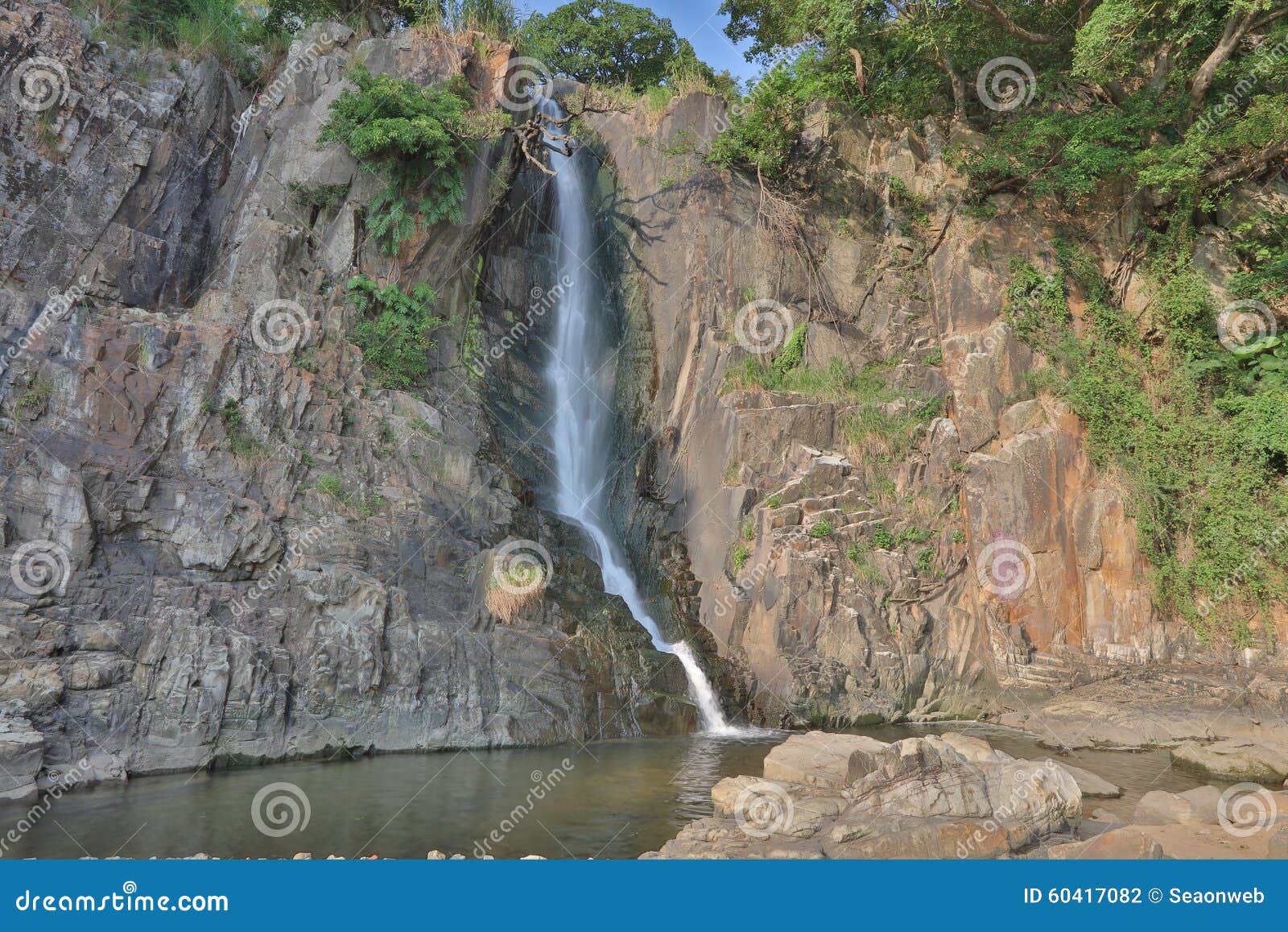 Waterfall Bay Park,hk stock photo. Image of water, vessel - 60417082