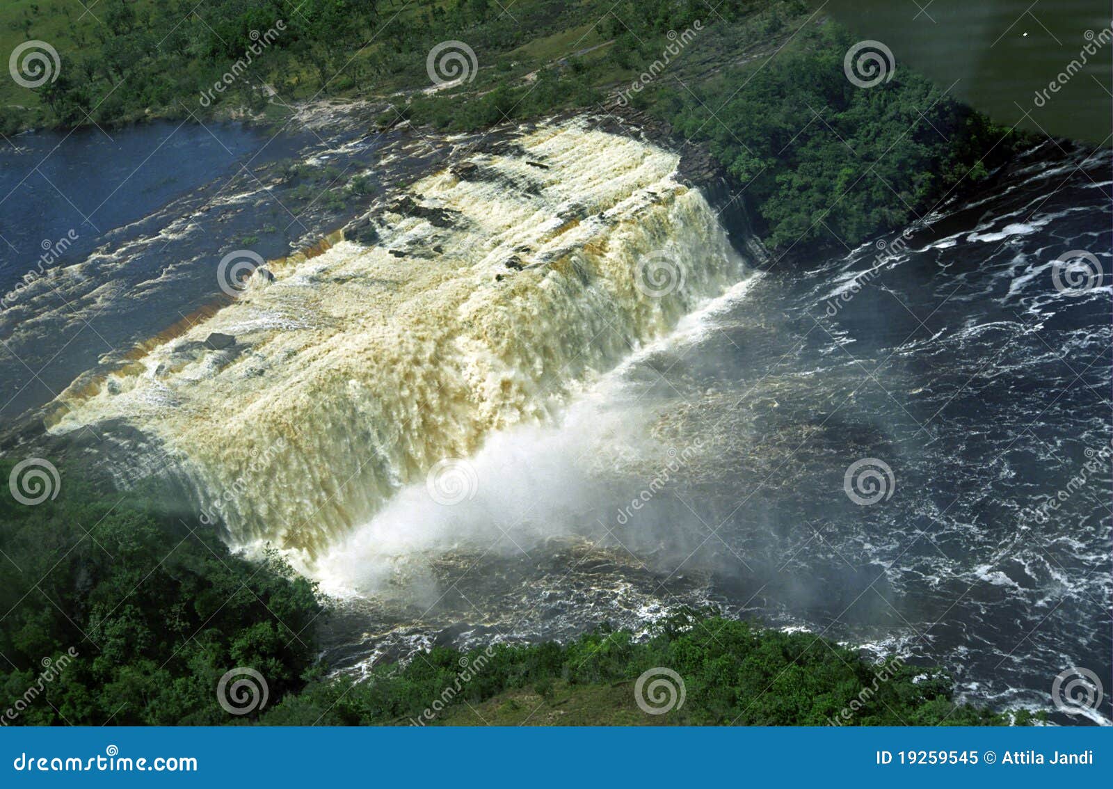 Waterfall, Canaima, Venezuela Stock Image - Image of flora, flow: 19259545