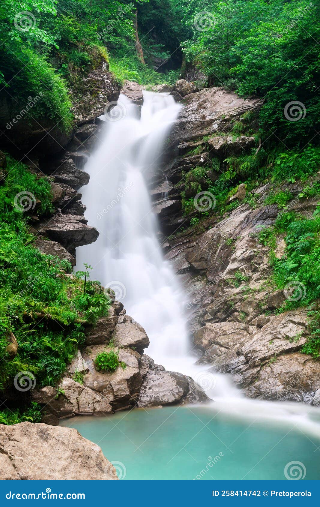 Waterfall Cascade on Mountain Rocks Stock Photo - Image of autumn, park ...