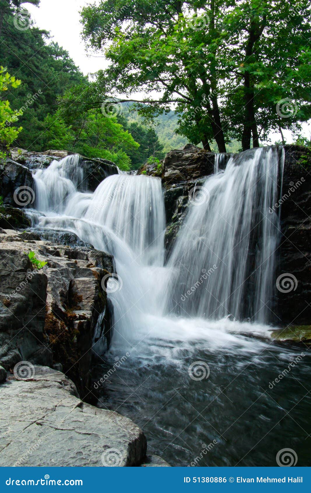 The Waterfall Cave Beautiful. Stock Photo - Image of mountain, nature ...